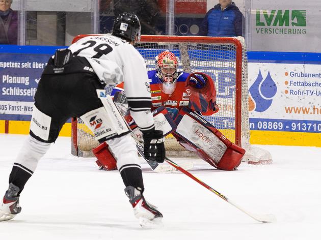 Peitings Coach nach Passau-Spiel mit den Nerven fertig: "Bin heute grau ...
