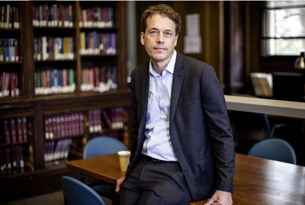 This Harvard professor spent 8 years traveling the world researching ...