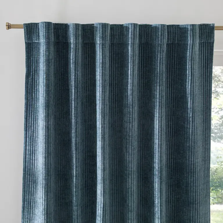 Velluto a coste negli interni 2026: il tessuto che ridisegna comfort ed ...