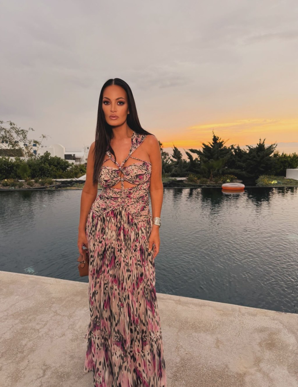 Angie Katsanevas savagely trolls 'RHOSLC' co-star Lisa Barlow over Ben ...