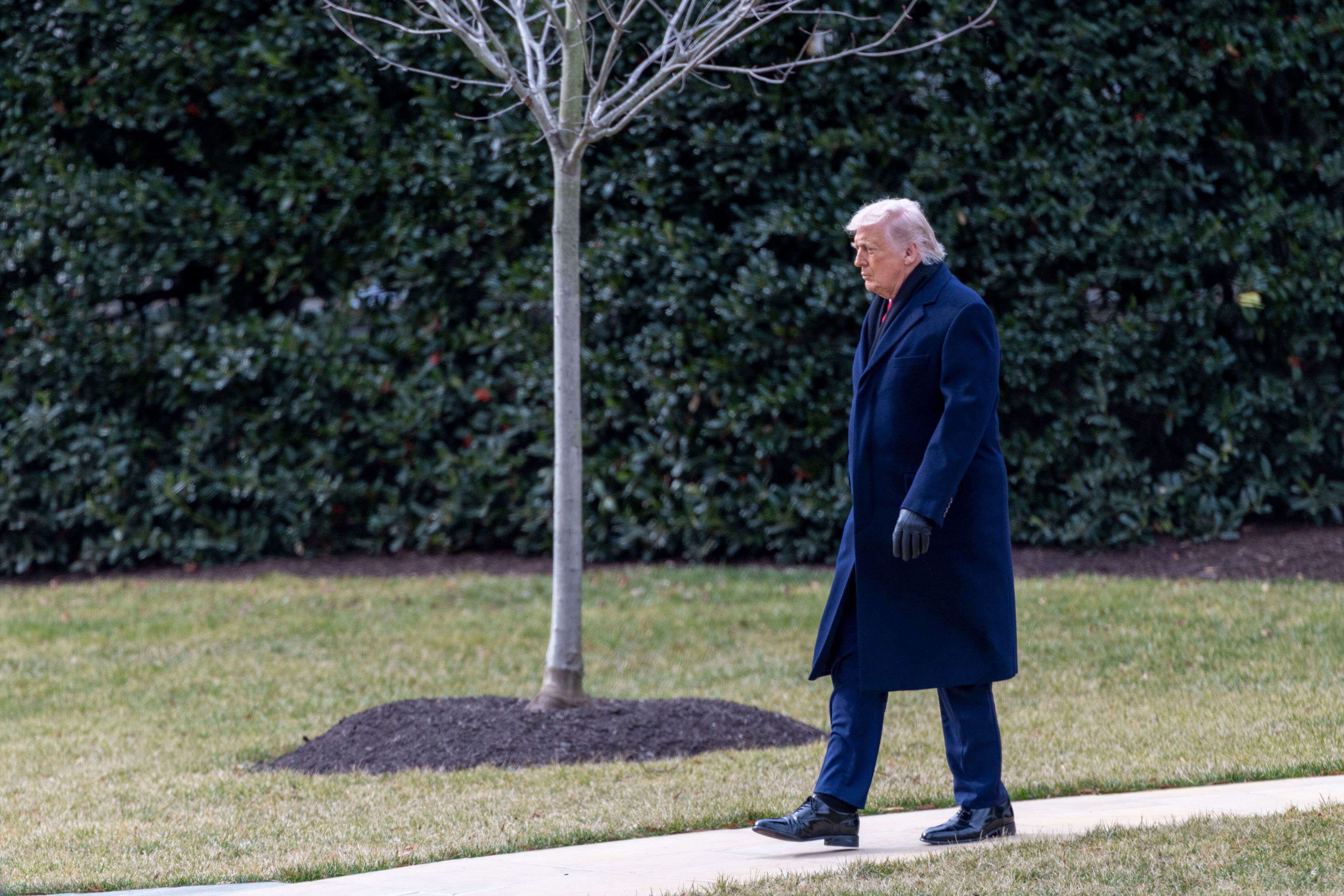 Trump chce podstępem wygrać wybory