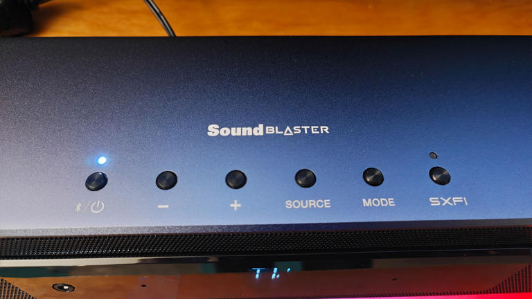 Creative Sound Blaster Katana V2X gaming soundbar review