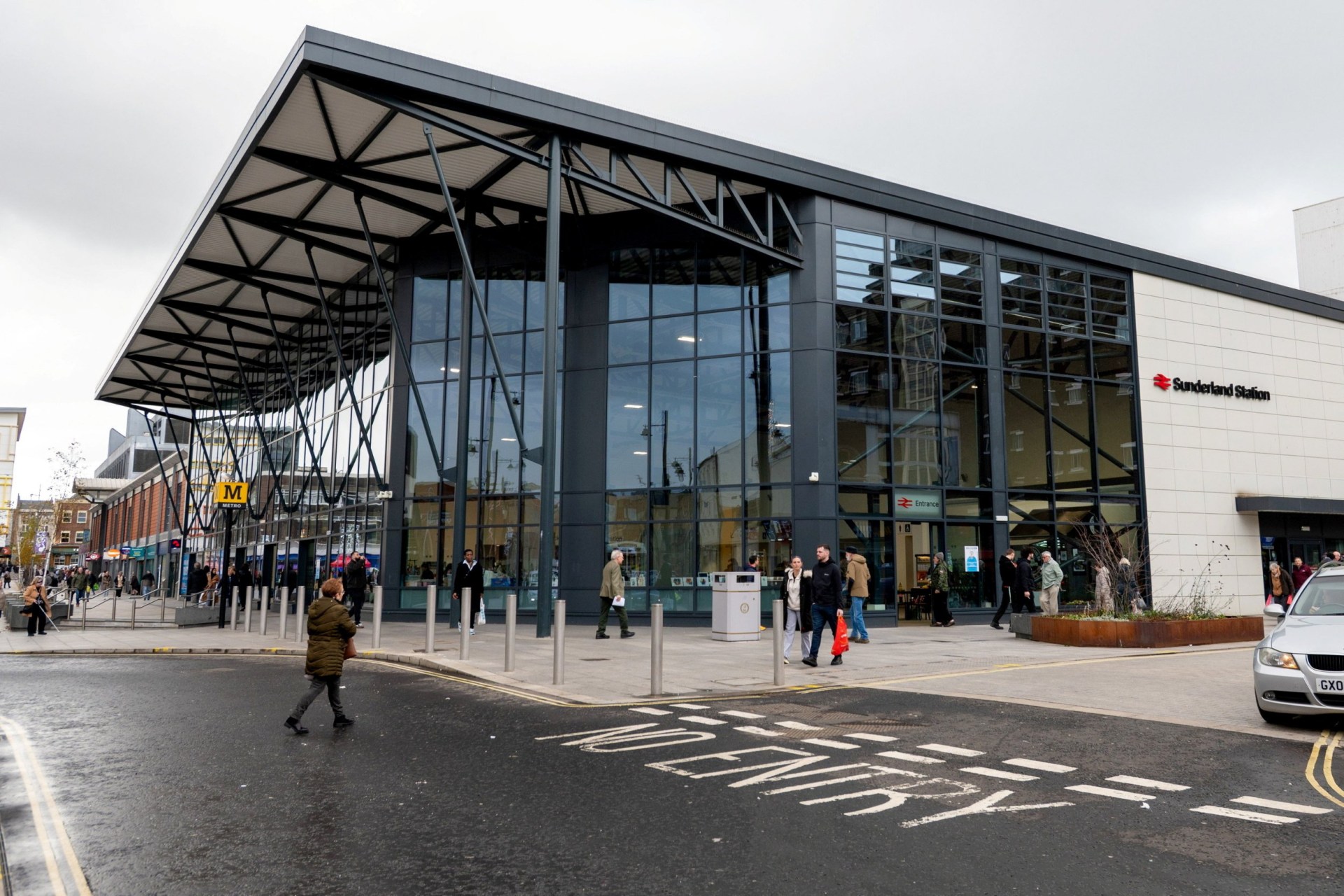 Train station’s £27,000,000 makeover 'underwhelming'