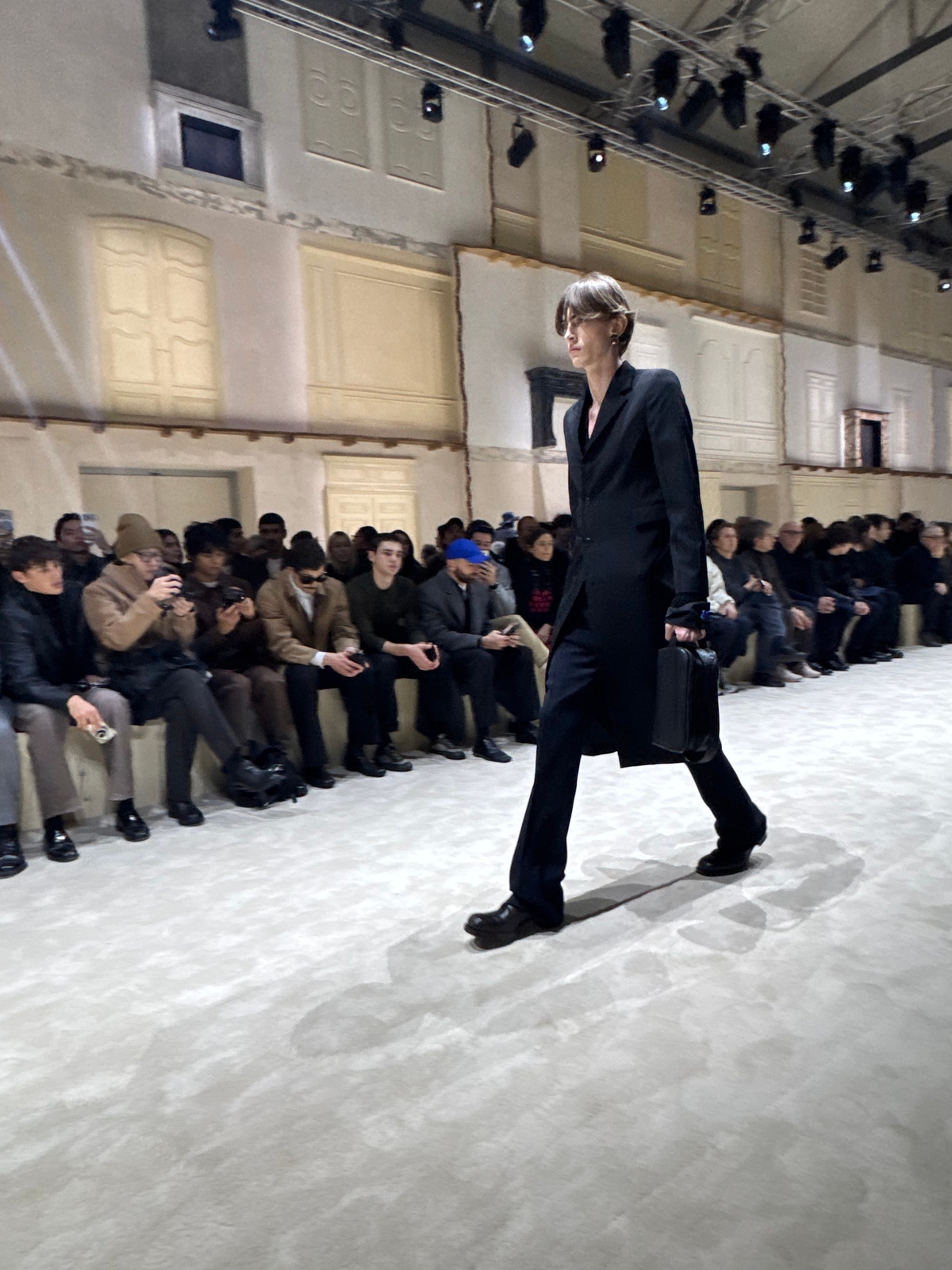 Nella casa degli spiriti di Prada alla Milano fashion week