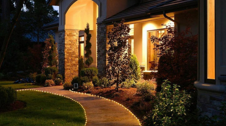 How to choose the best Harbor Freight rope lighting for your backyard