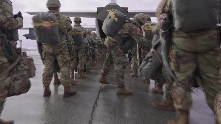 Pentagon readies 1,500 soldiers possibly for Minnesota deployment