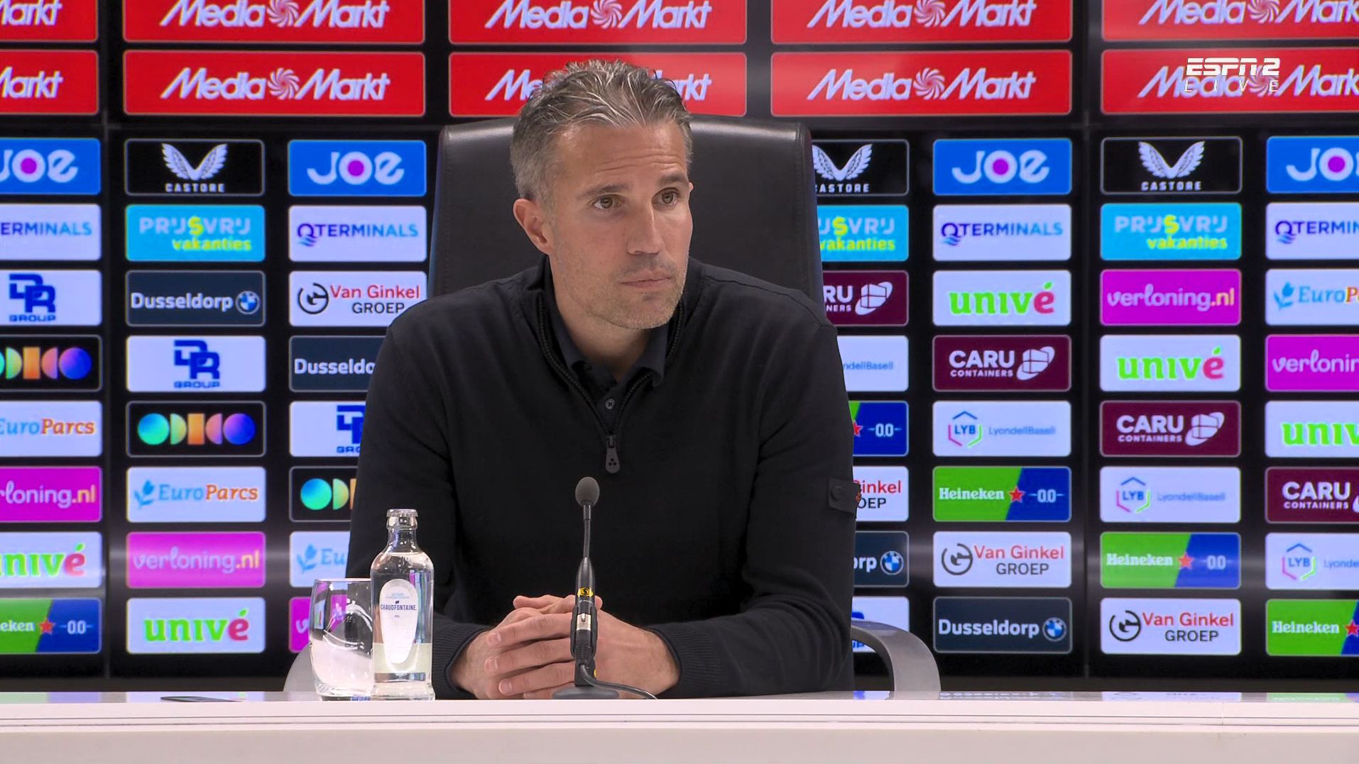 Robin van Persie blikt terug op ruzie met Quinten Timber