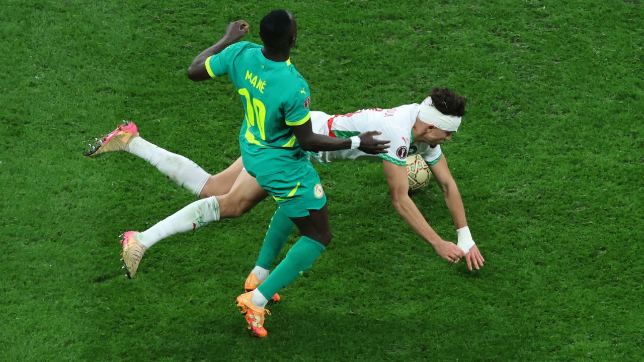 Senegal players walk off field to protest penalty at AFCON final