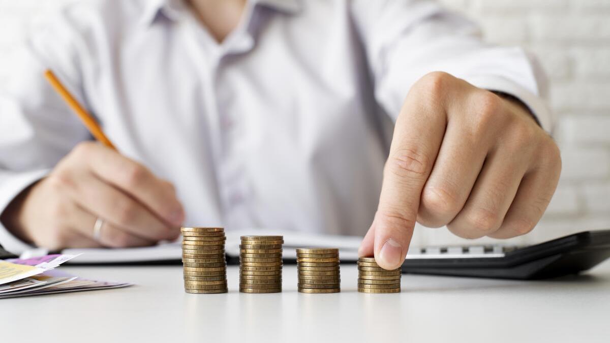 Hacienda pone el foco en tu dinero en efectivo: ojo con lo que haces a ...