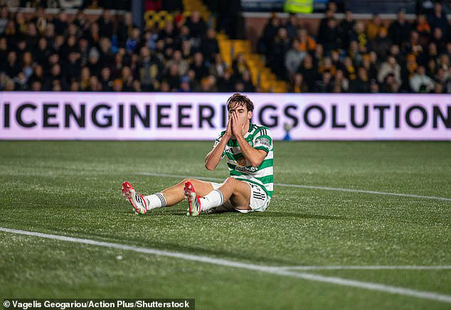 Auchinleck Talbot 0-2 Celtic: Struggle to overcome minnows gives Martin ...