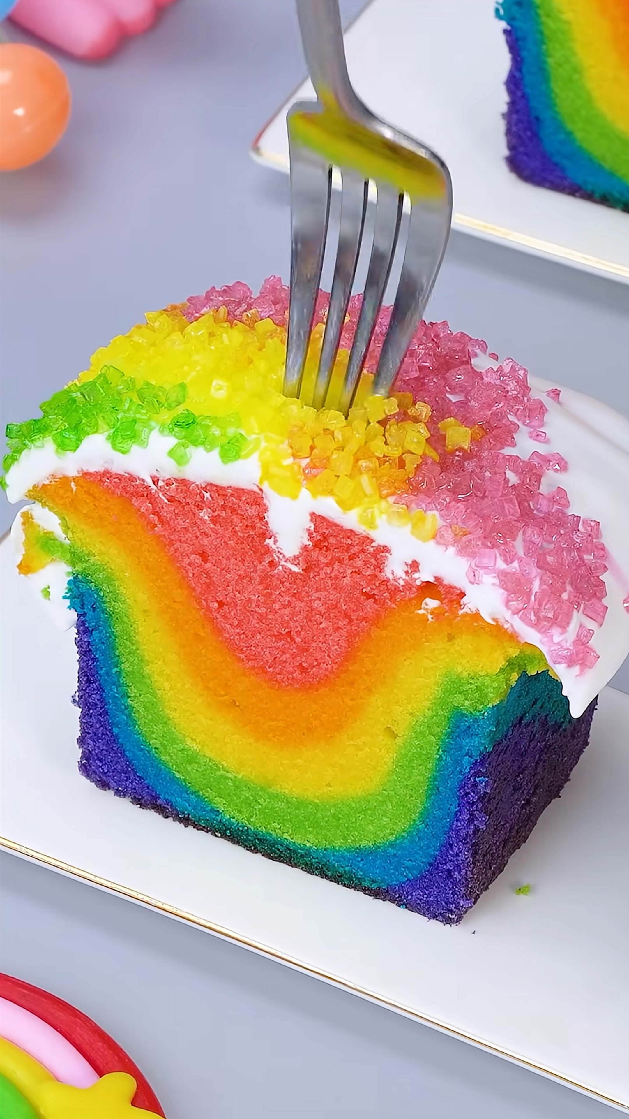 Rainbow sugar cake for free time