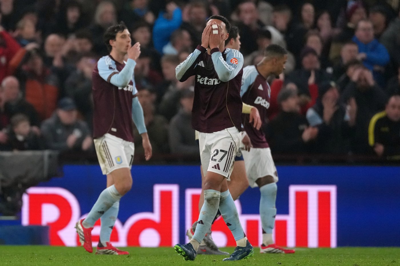 Villa loses to Everton to complete set of surprising results for ...