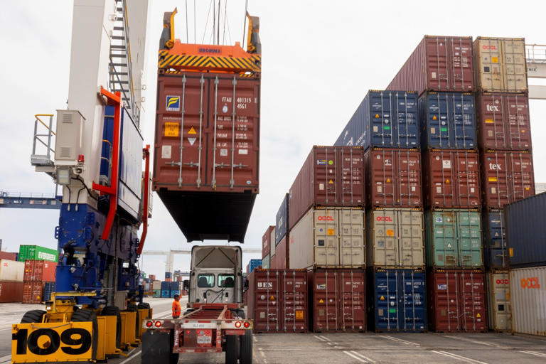 EU leaders to meet on US tariff threat, potential retaliation