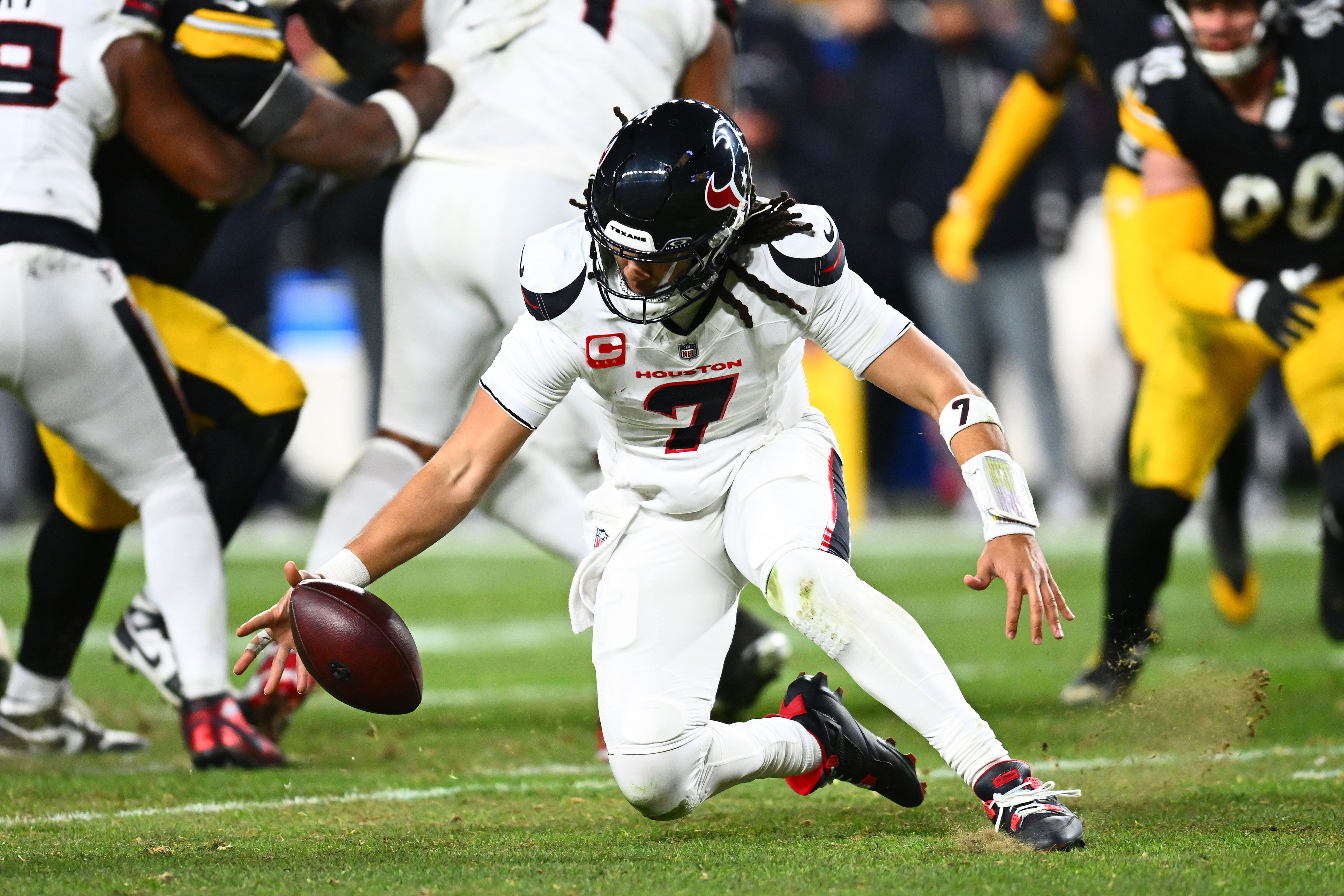 How to watch Texans vs. Patriots in the NFL online for free