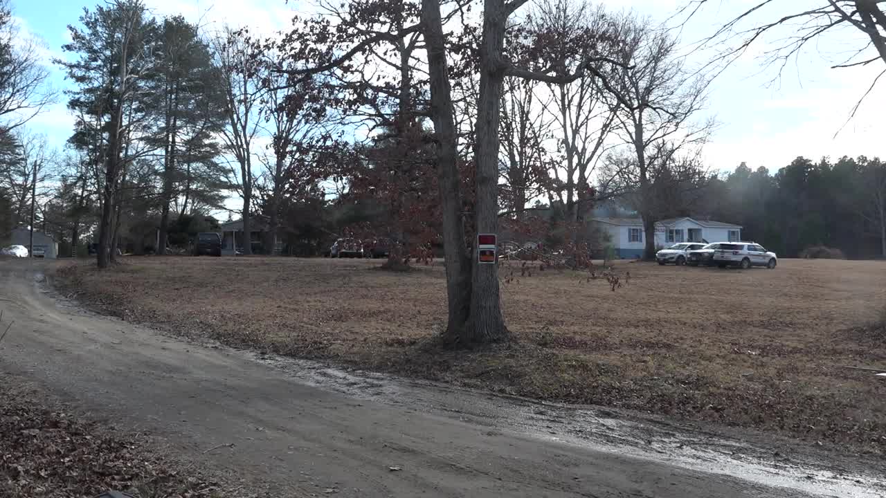 Scene video: Deadly Louisa house fire prompts investigation by sheriff ...