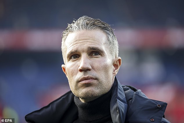 Robin van Persie is accused of failing to 'protect' his players by ...
