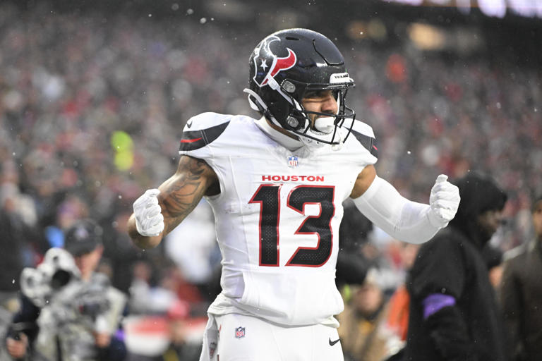 Watch: Texans take lead over Patriots with Christian Kirk TD
