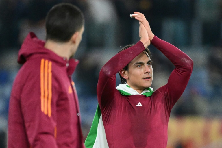 Dybala boosts Roma's Champions League hopes, Fiorentina honour Commisso