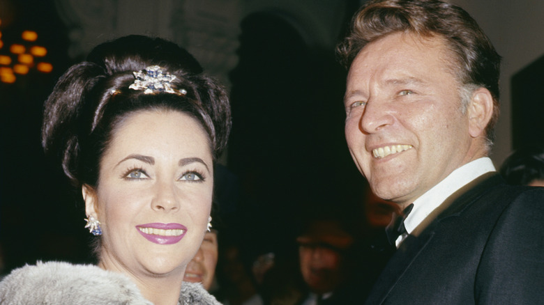 Elizabeth Taylor and Richard Burton shared a favorite champagne brand ...