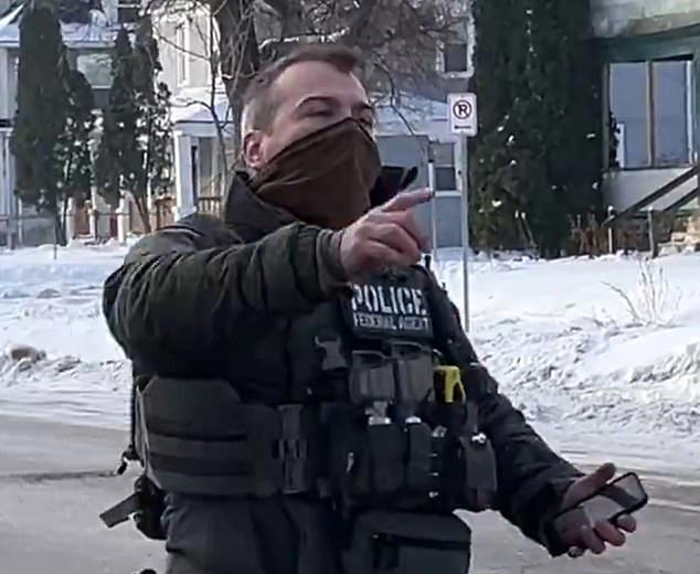 Irate Kristi Noem erupts at CBS host for using name of ICE agent who ...