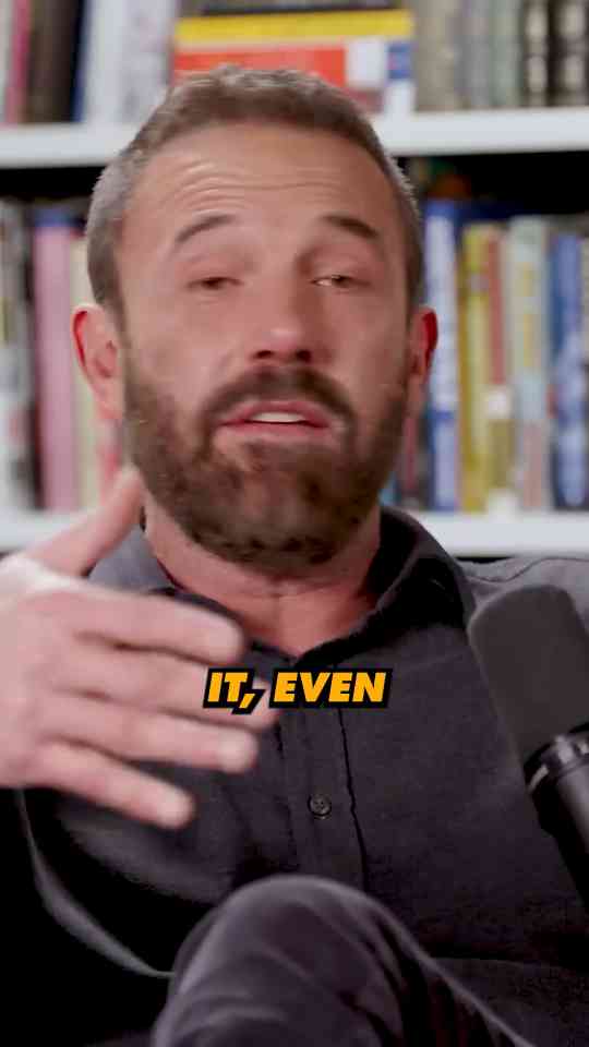 Ben Affleck discusses why he chooses to avoid social media