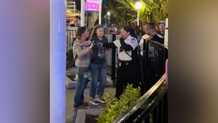 Video shows injured Knott’s Berry Farm employee restrain guest as crowd ...