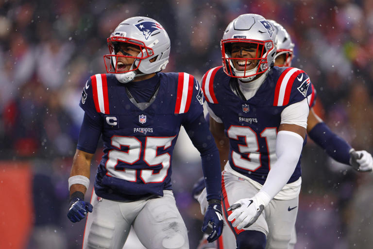 Patriots 21, Texans 13 (3rd): Pats defense dominating Stroud
