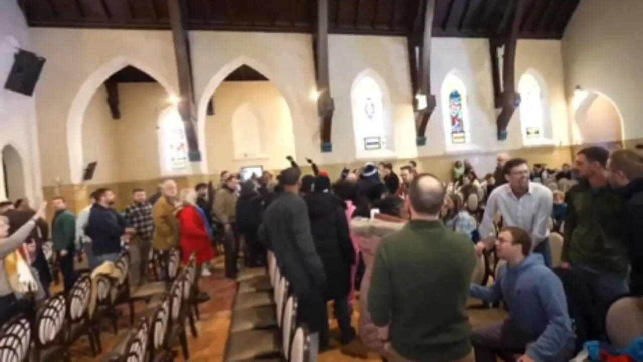 Who is Don Lemon? Journalist sparks backlash as protesters storm ...