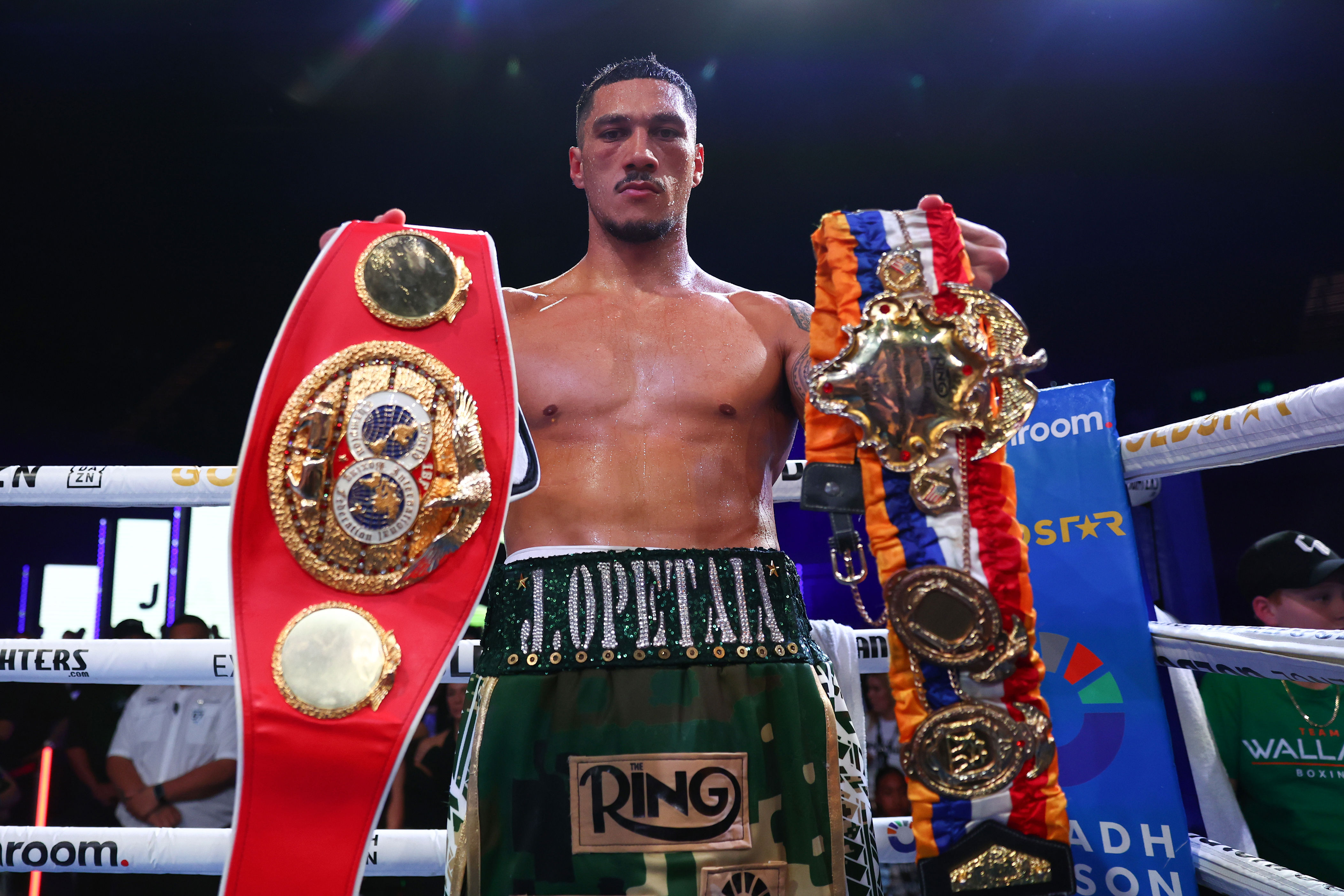 Undefeated IBF and The Ring cruiserweight champion, Jai Opetaia, signs ...