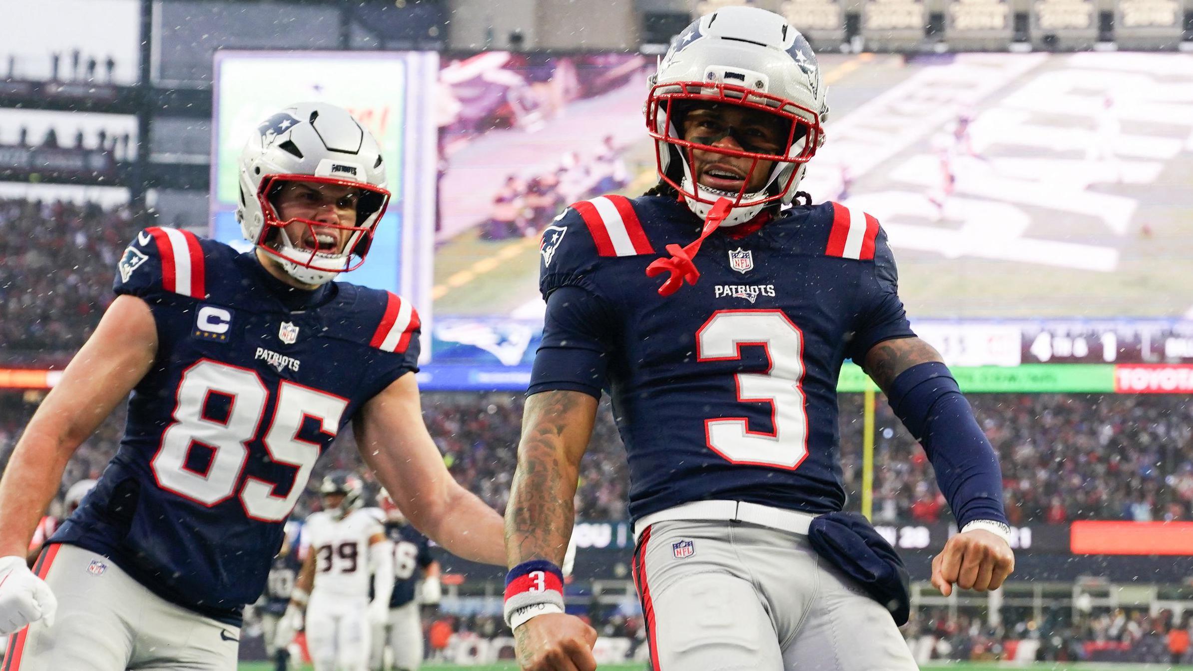 Patriots beat Texans to reach AFC Championship game