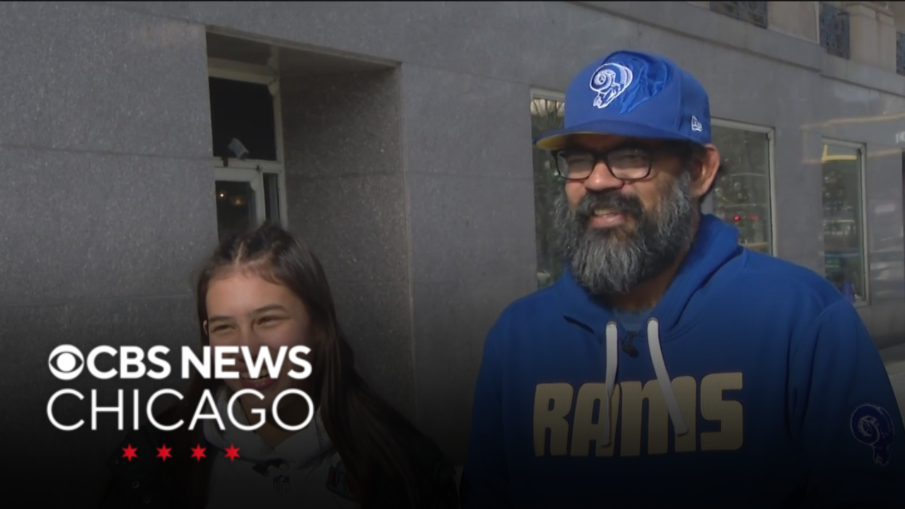 Rams fans brave cold temps in Chicago to watch playoff game