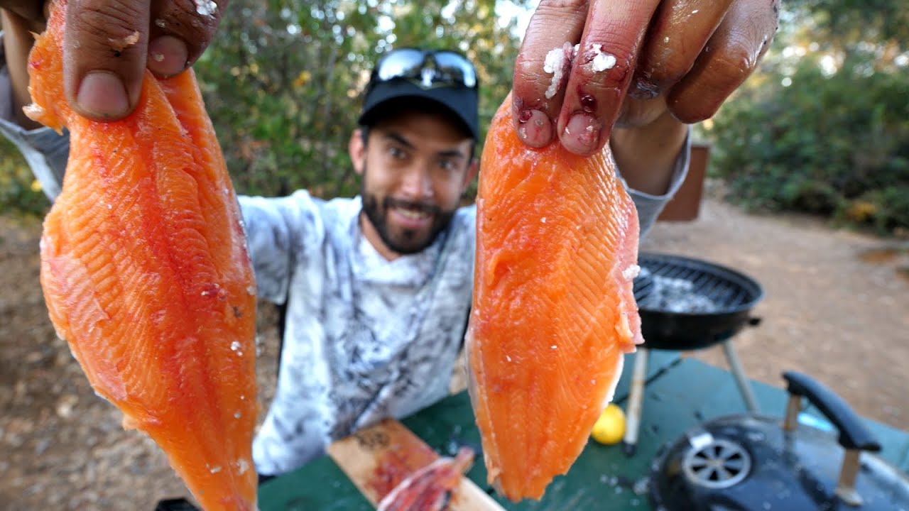 The veal of salmon grilled on a cedar plank! Wild kokanee