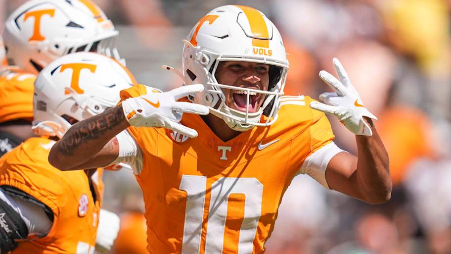 Tennessee transfer safety Kaleb Beasley commits to Louisville