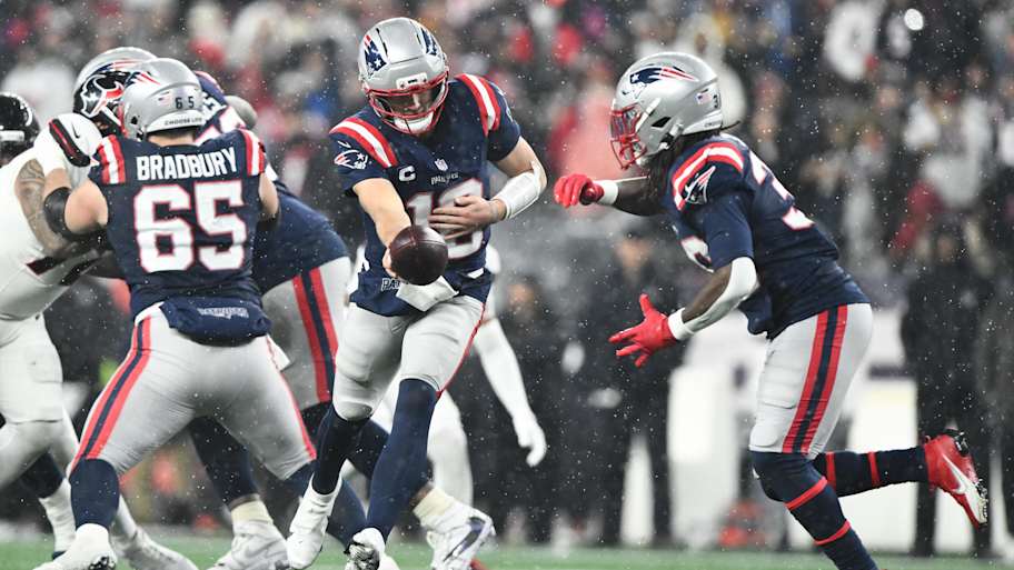 Patriots advance to AFC championship, defense dominates Texans