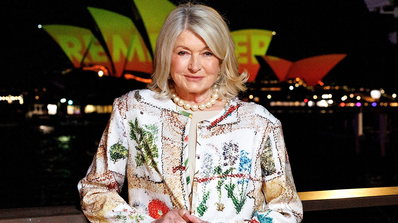 Martha Stewart shares 7 tips for aging well: 'Look good, feel good, be ...