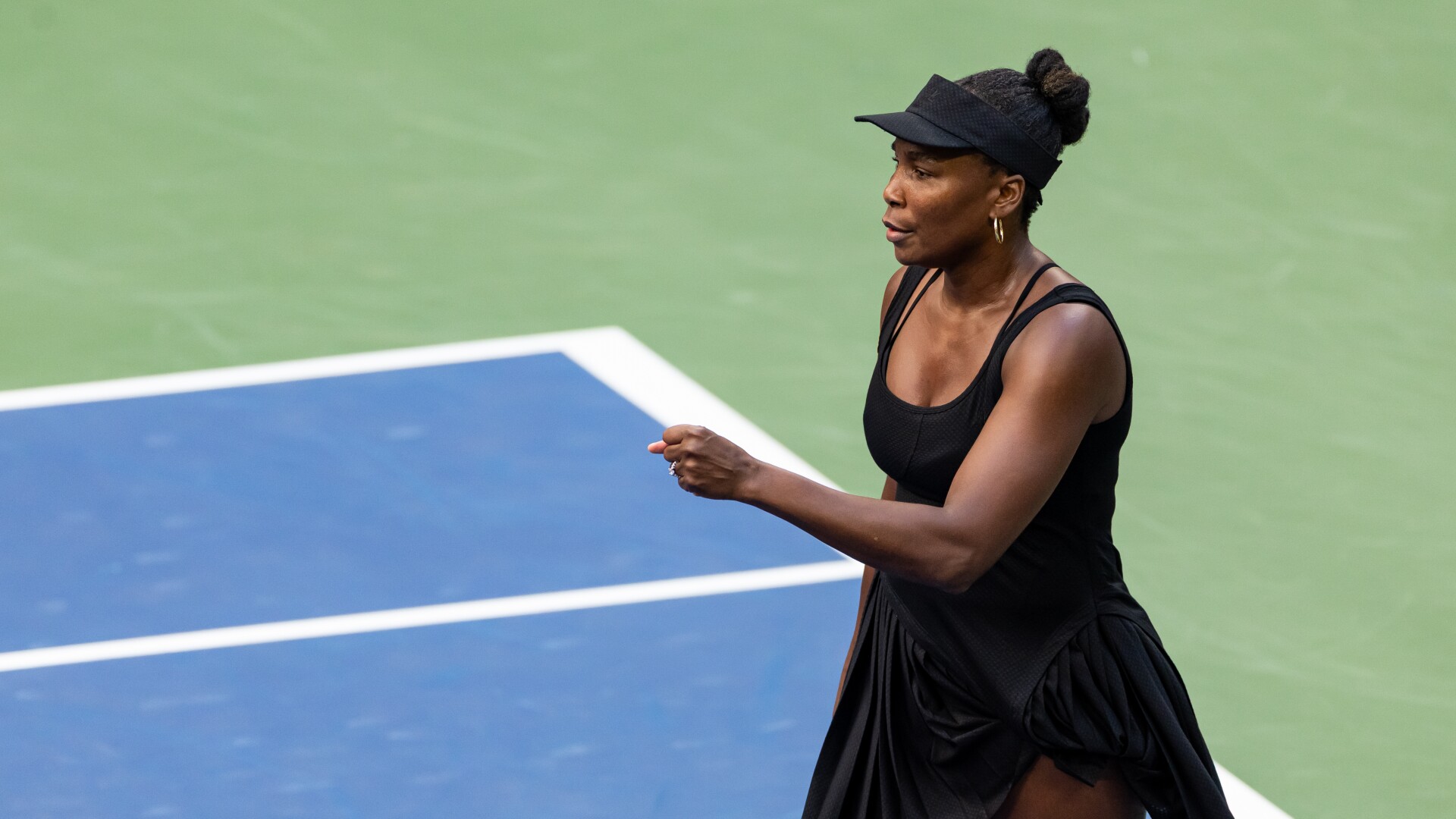 At 45, Venus Williams sets record at Australian Open but falls in first ...