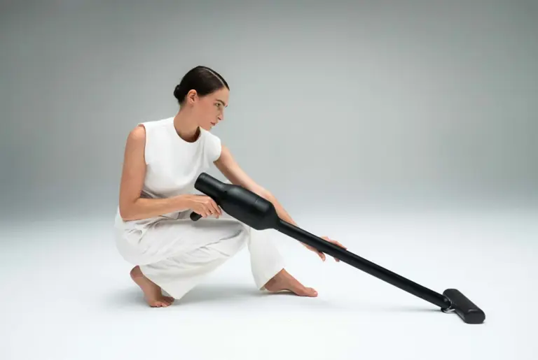 Voici un aspirateur français qui veut ringardiser Dyson sur un point ...