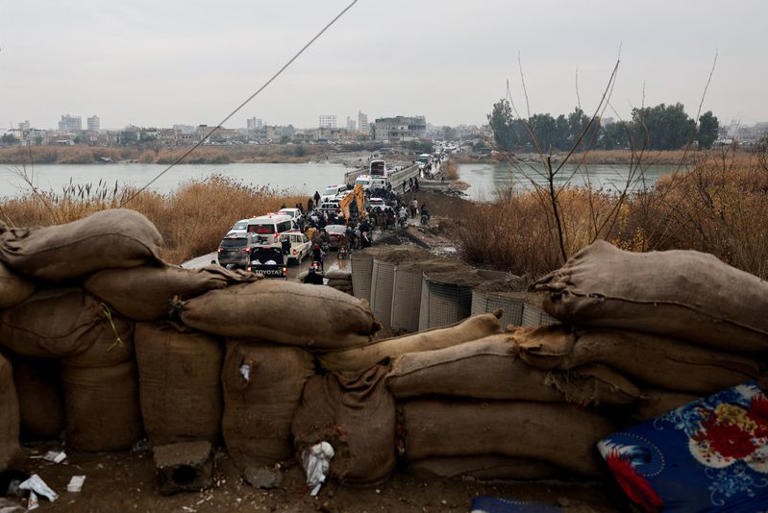 Syrian forces enter outskirts of Raqqa, advance deeper into the US ...