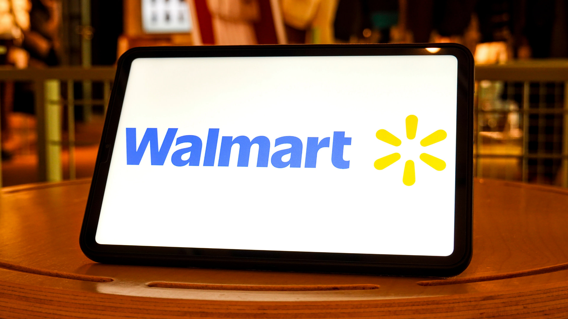 Florida man arrested after attempting TikTok challenge inside Walmart