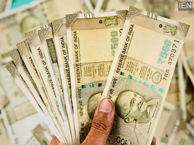 Save Rs. 200 every day, gradually build a strong fund of Rs. 25 lakhs