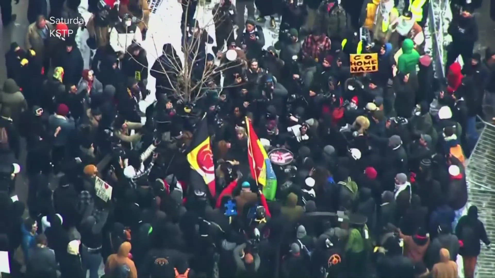 Clashes continue in Minneapolis as ICE officials continue their ...