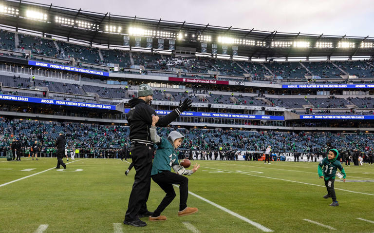 Eagles interview coach thrown under the bus by Giants for OC job — now ...