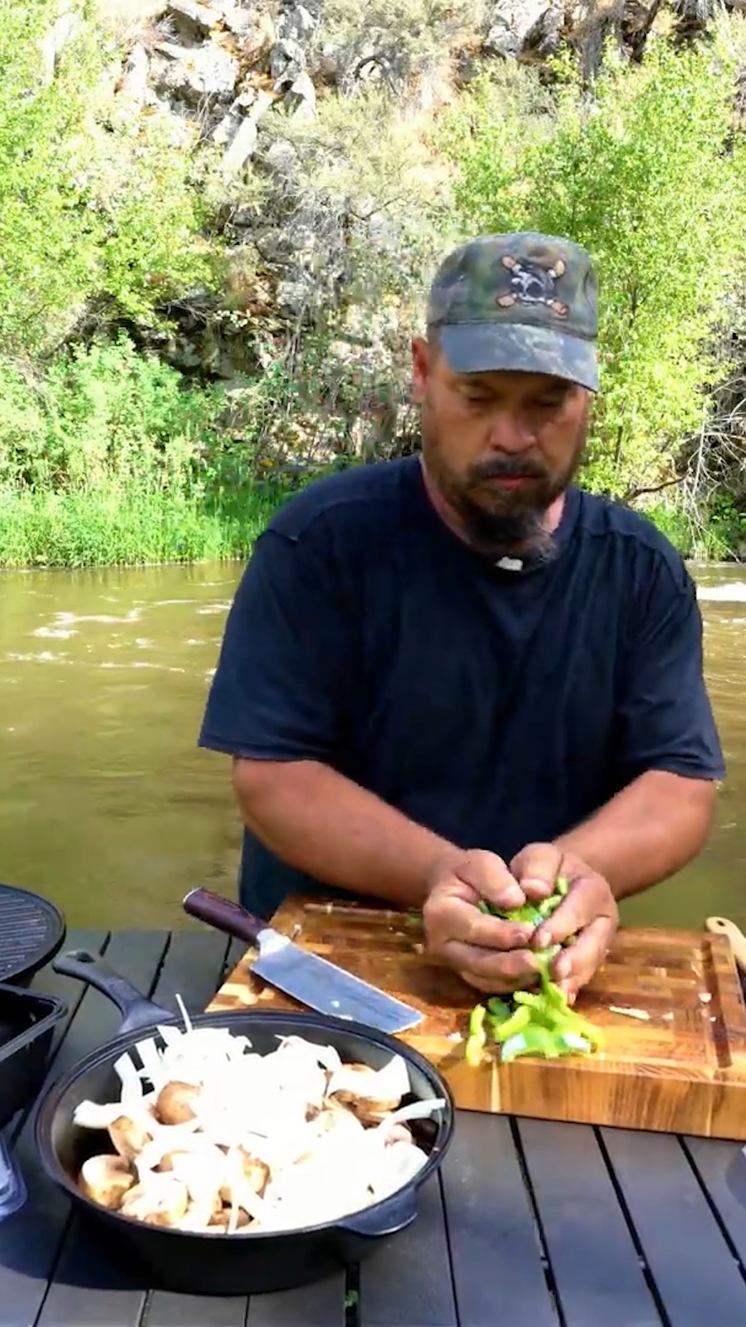 Food tastes even better out here