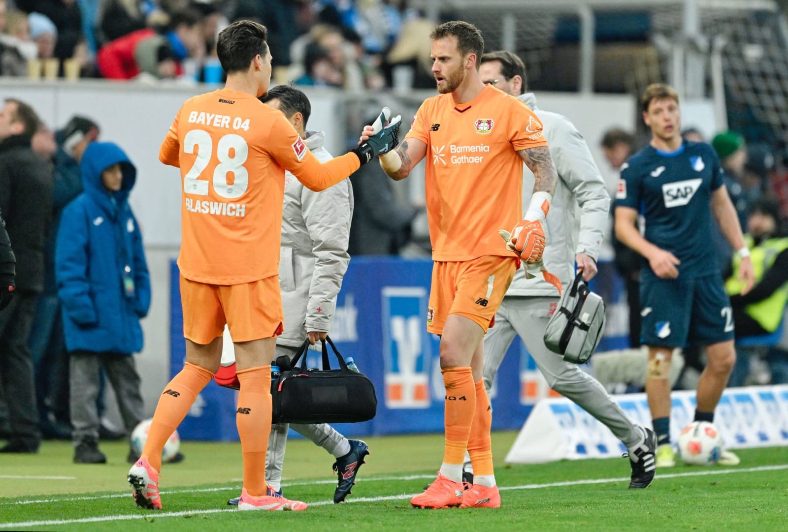 Leverkusen's Flekken and Tella ruled out for weeks