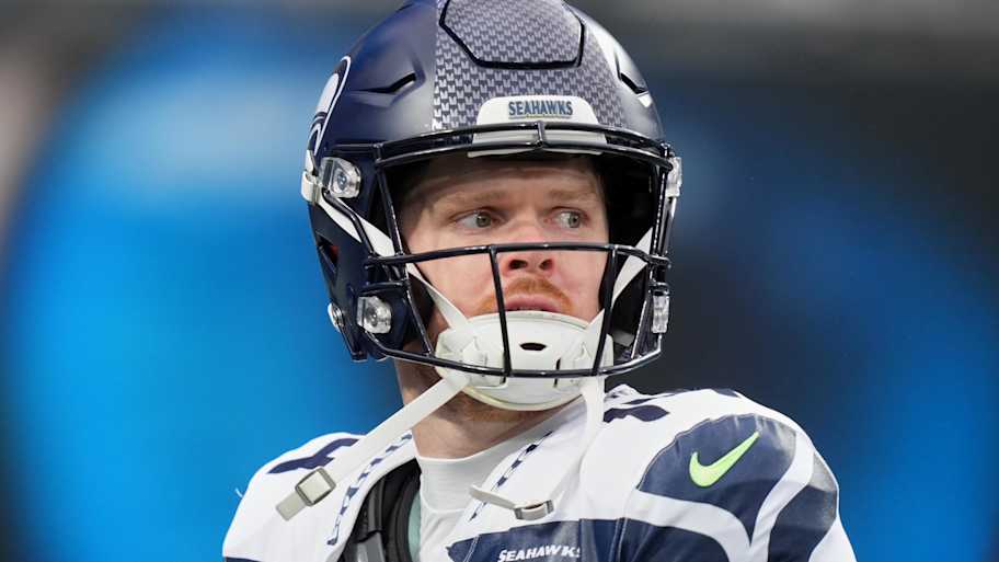 Sam Darnold’s fiancée Katie Hoofnagle stuns in Seahawks fit with bold ...