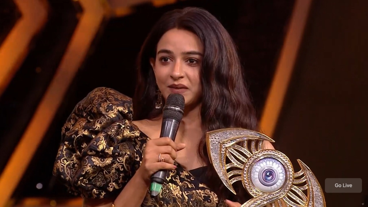 Bigg Boss Tamil 9: Divya Ganesan wins trophy, takes home Rs 50 lakh ...
