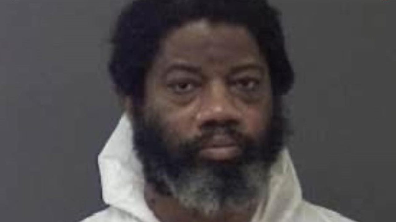 Suspect tried to rob Bolingbrook bank, police say