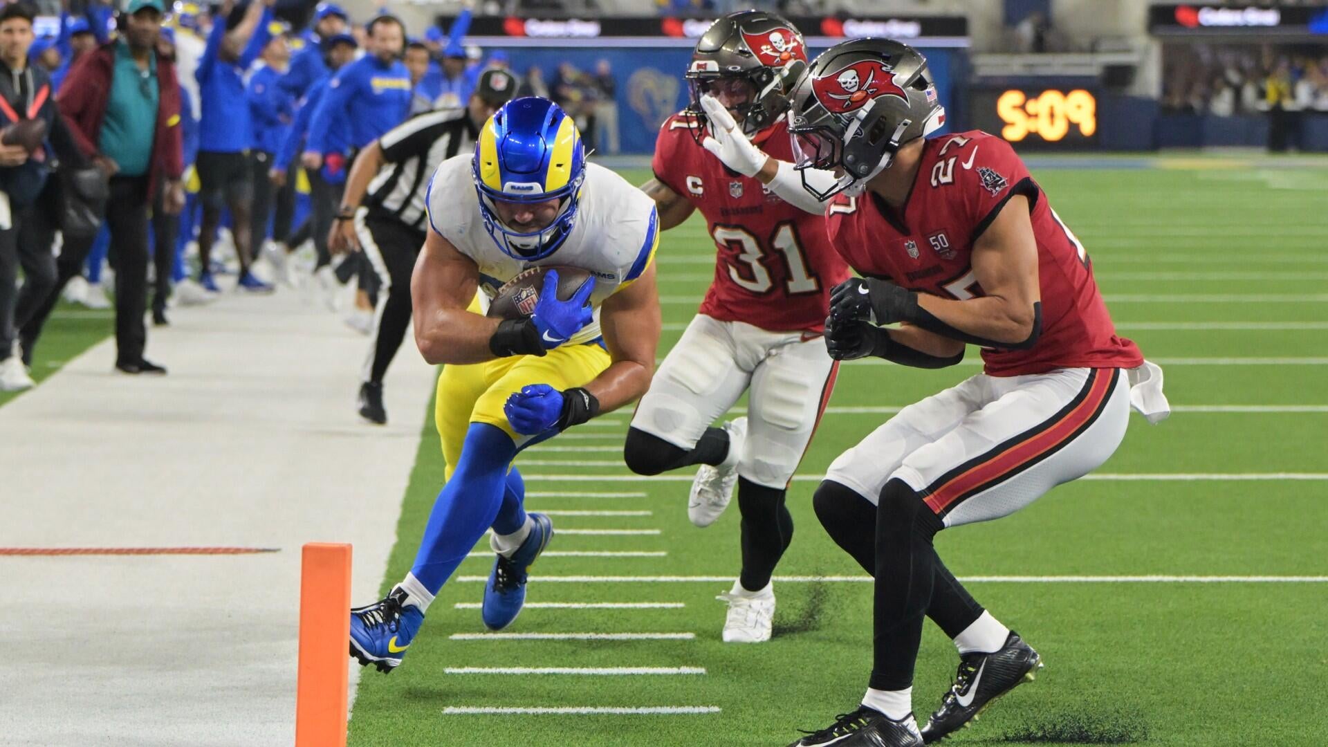 NFL longshot parlay picks, bets for divisional round Sunday, 2026: Get ...