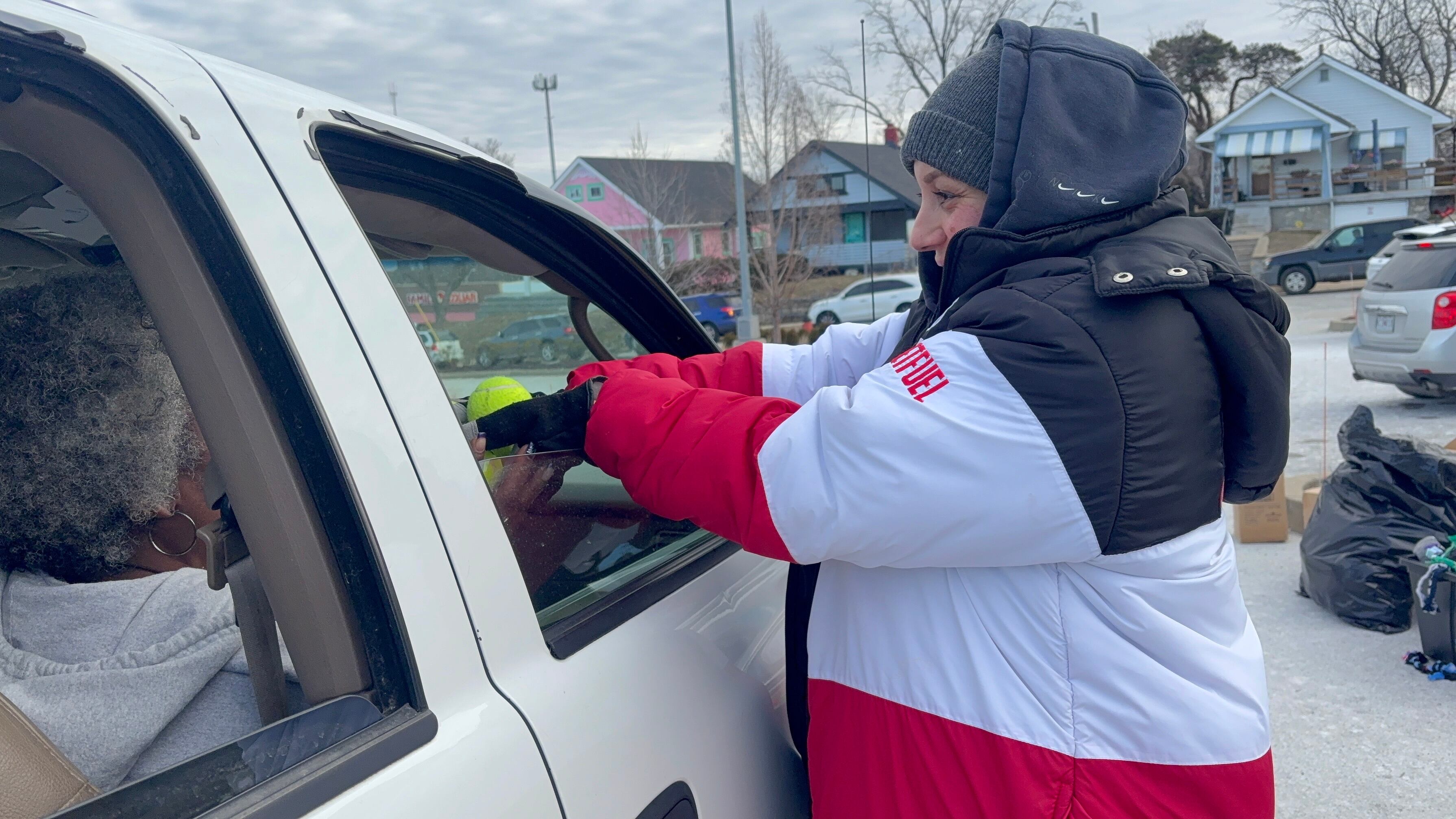 Project Pet Warmth brings free winter supplies to hundreds of Kansas ...