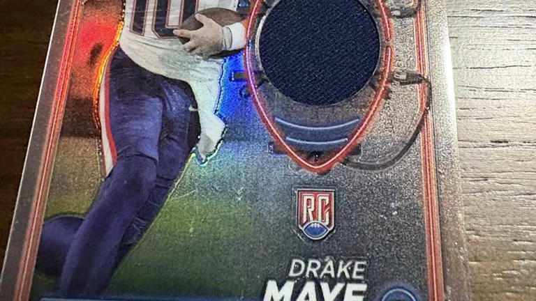 Maye & Stafford lead 2026 NFL quarterback cards to buy today